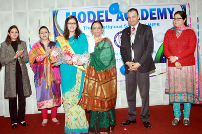 Model Academy accords Farewell to class XII students - Daily Excelsior