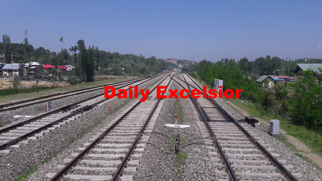 Train services suspended again in Kashmir for security reason - Daily ...