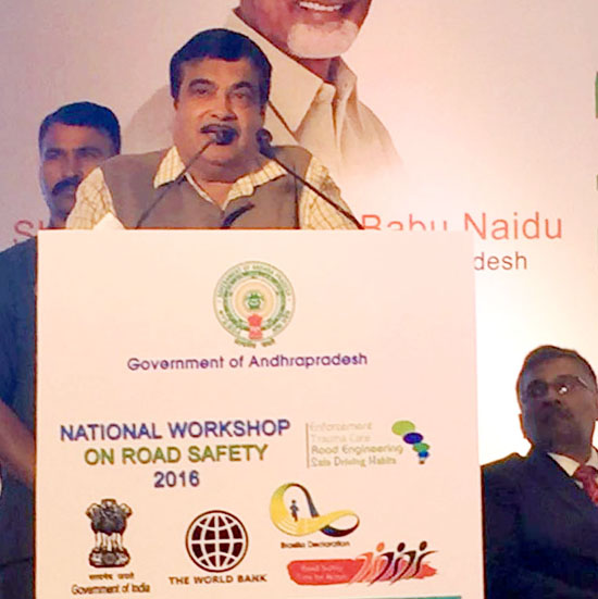 786 accident zones on National highways to be fixed soon: Gadkari ...