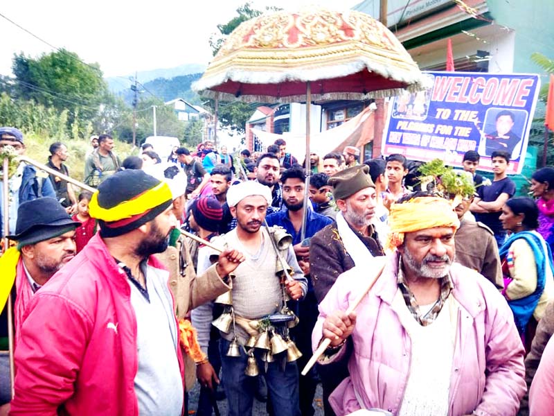 Warm welcome accorded to holy mace of Kailash Kund Yatra - Daily Excelsior
