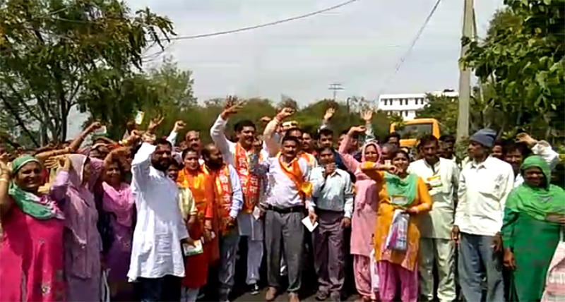 Sena candidate intensifies campaign - Daily Excelsior