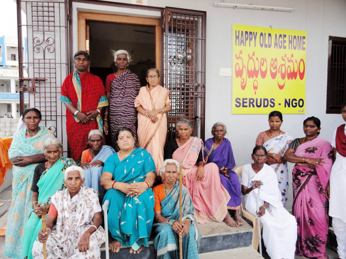 Over 71 pc senior citizens in India victims of abuse by family members ...
