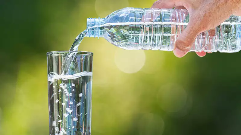 Food ministry seeks alternatives for packaged drinking water - Daily ...