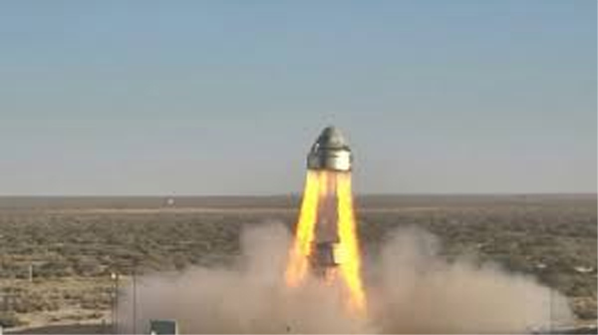 Boeing tests space crew capsule, reports problem with parachute - Daily ...