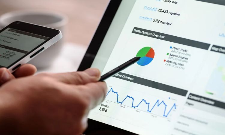 10 Signs Your Digital Marketing Strategy Needs an Overhaul - Daily ...