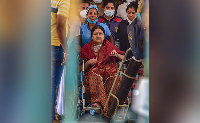 Sasikala released from prison after serving 4 years in disproportionate ...