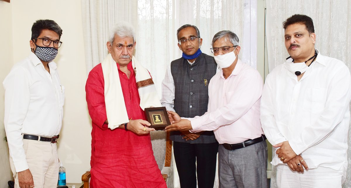 Members of Shri Kailakh Jyotish Avim Vedic Sansthan Trust; SS Jain ...