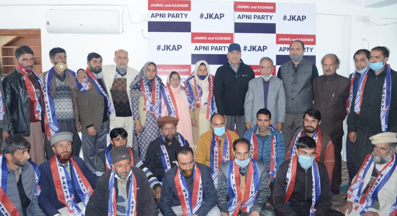 BDC Chairperson, Panchayat Members from Kupwara join Apni Party - Daily ...