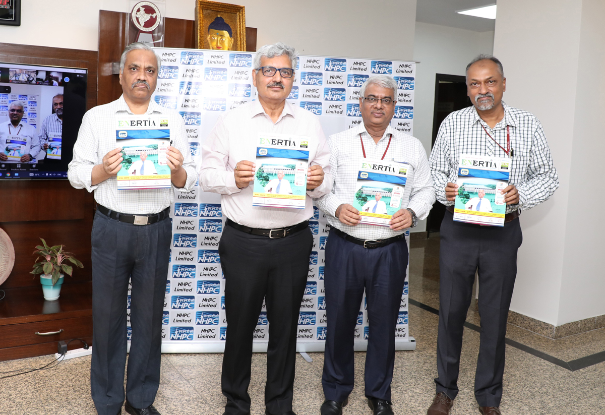 AK Singh, CMD, NHPC and others releasing special issue of 'Enertia ...