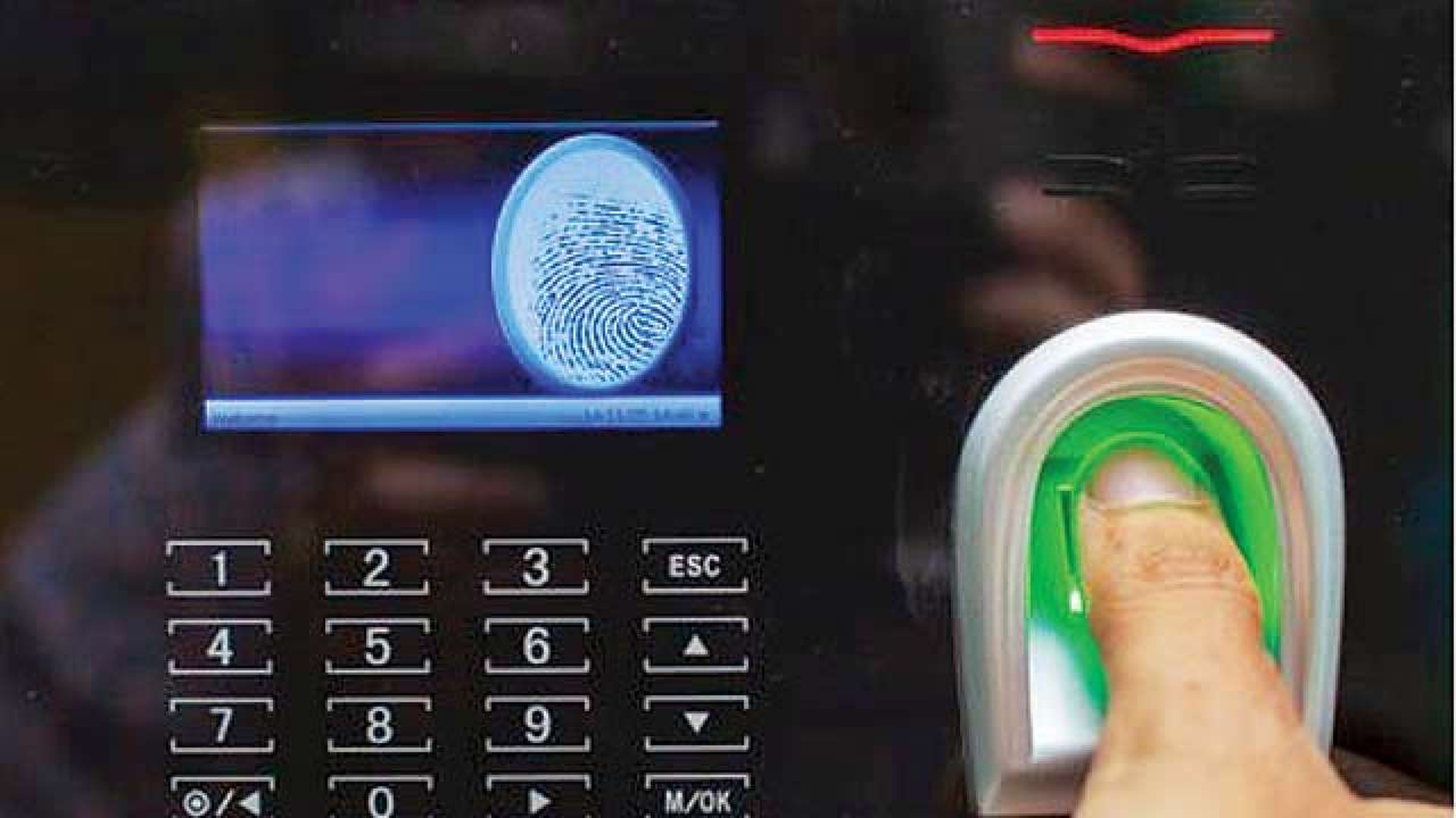 Govt directive on biometric attendance - Daily Excelsior