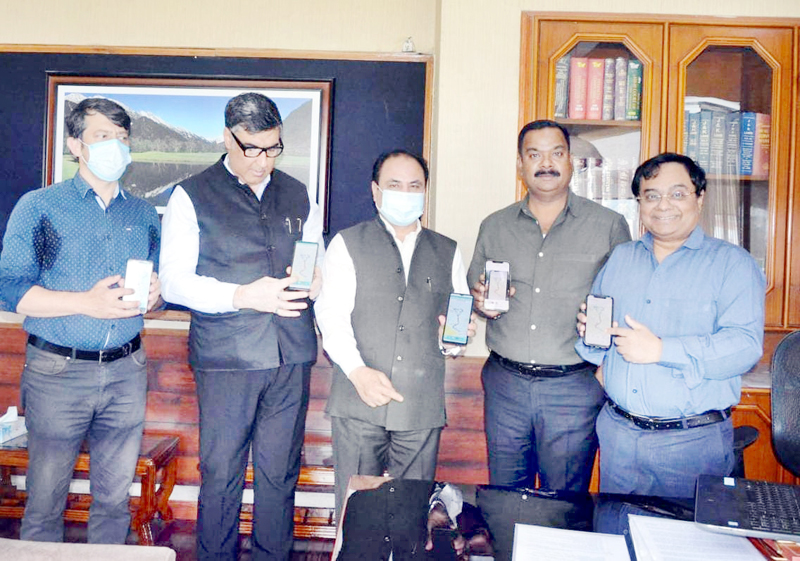 Dwivedi launches App, webpage for tracking health care facilities ...