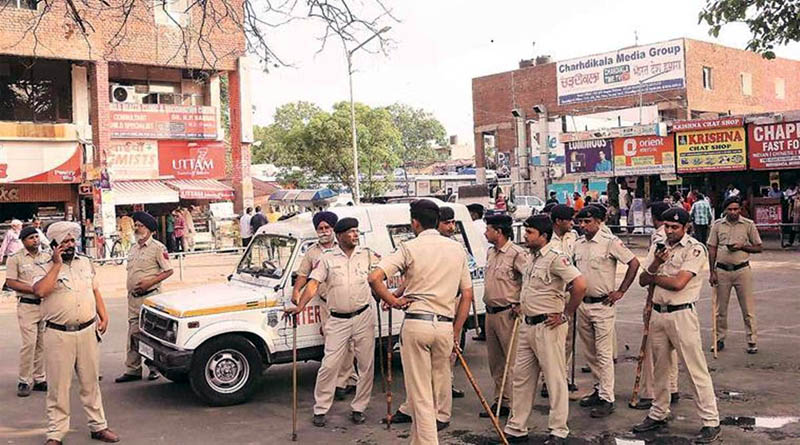 Punjab: 20 people rounded up, weapons, cash seized from Mohali housing ...