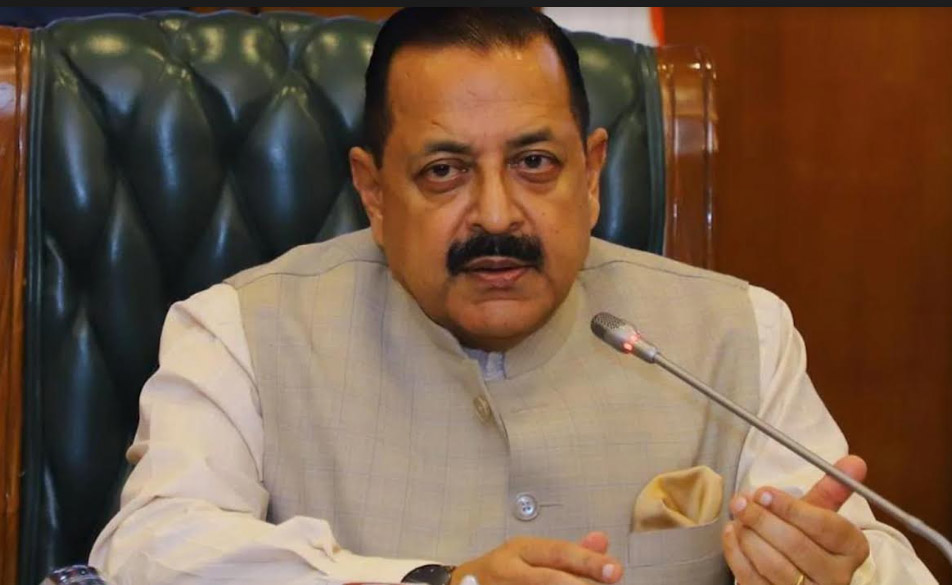 Dr Jitendra announces 8,000 mass promotions in one go - Daily Excelsior