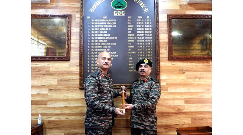 Major General Mohit Seth taking over as the General Officer Commanding ...