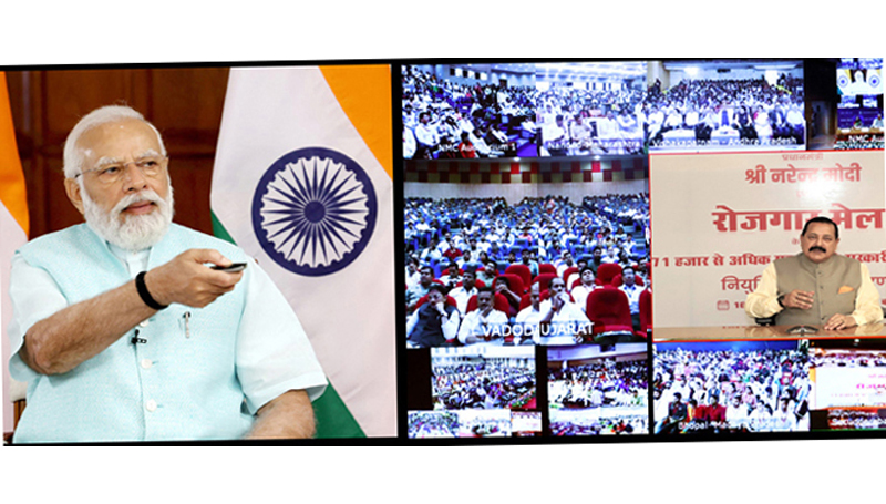 PM gives away 71,000 appointment letters; says corruption has ended in ...